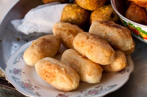 16 Colombian Breakfast Foods to Devour (+ PHOTOS)