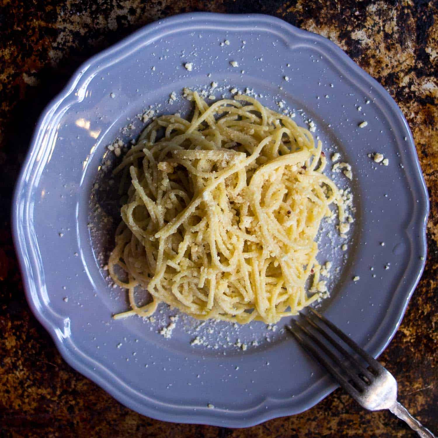 Spaghetti Aglio Olio: Poor Man's Pasta - Bacon is Magic