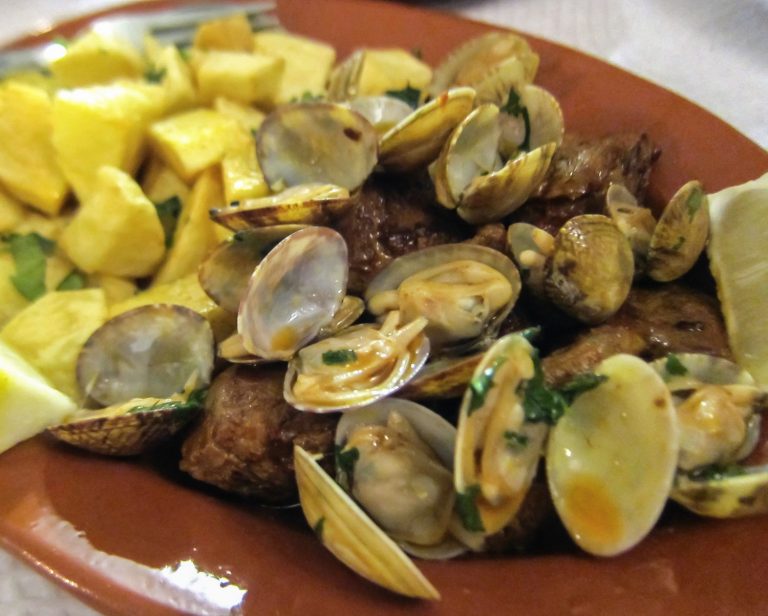 Delicious Food in Lisbon: 23 Dishes You Don't Want to Miss