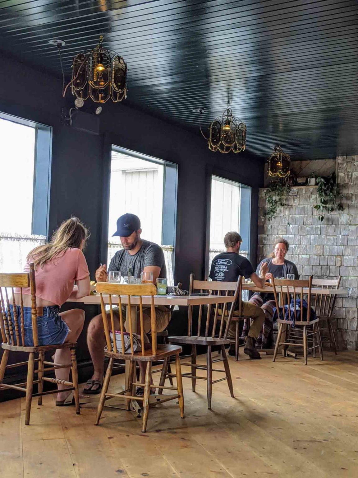 Best Restaurants on Cape Breton Island PHOTOS + MAP!