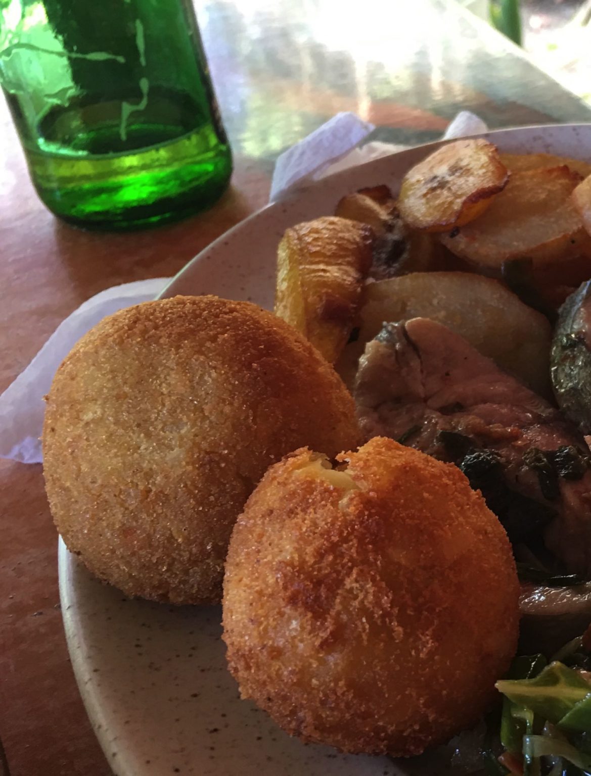 19 Traditional Seychelles Food + Drinks and Where to Get Them