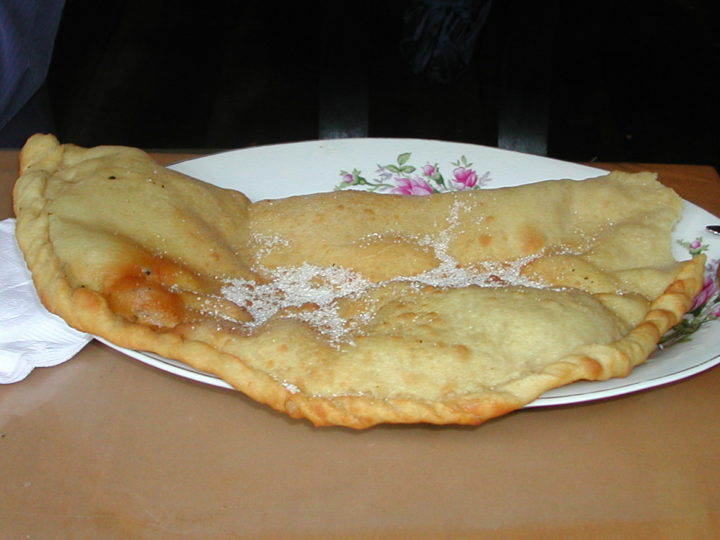 20 Ecuadorian Desserts and Sweet Treats - Bacon is Magic